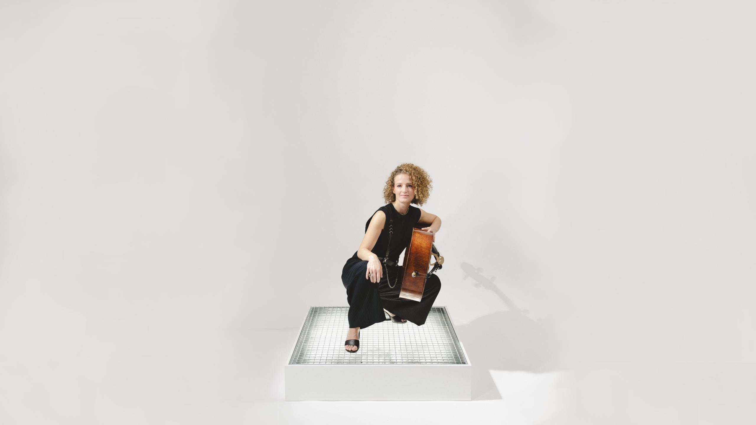 Bergson Artists — Zoé Karlikow - Bergson